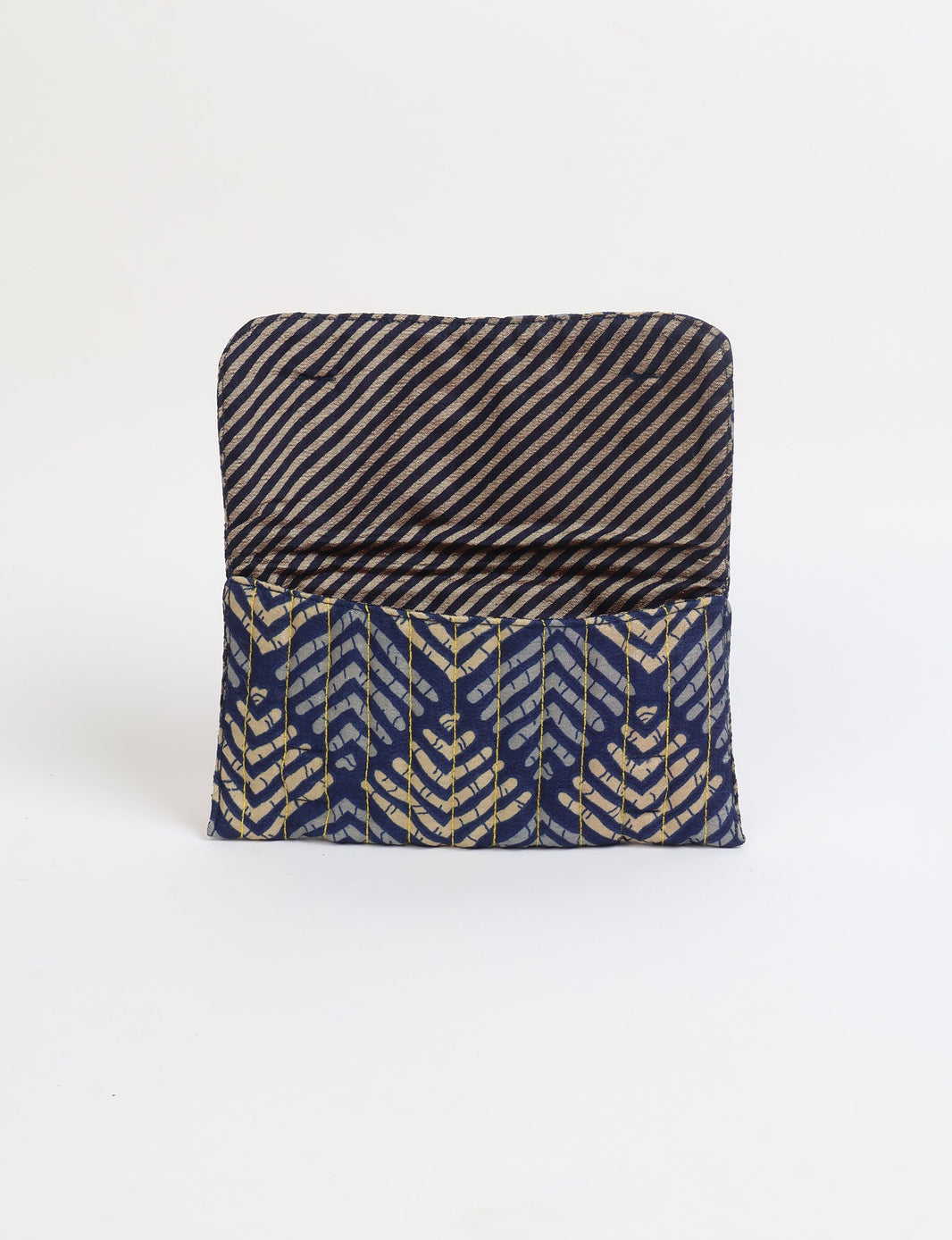 Quilted Sunglasses Case - Red Paisley – I was a Sari